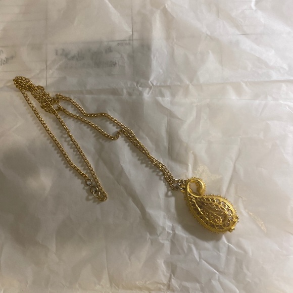 None | Jewelry | Vintage Jewelry Sachet Holder Necklace | Poshmark